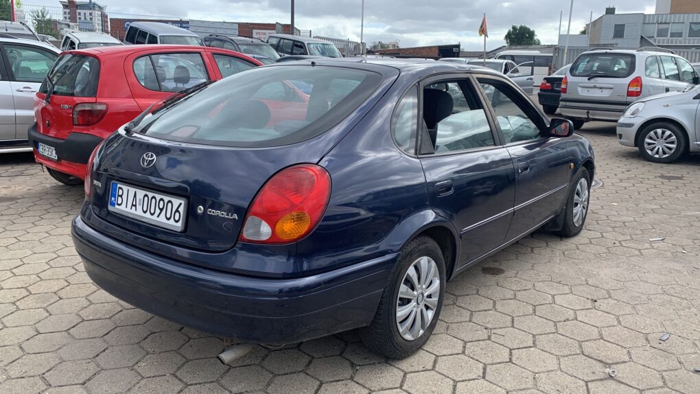 Toyota Corolla 1.4 – AfricaCarz