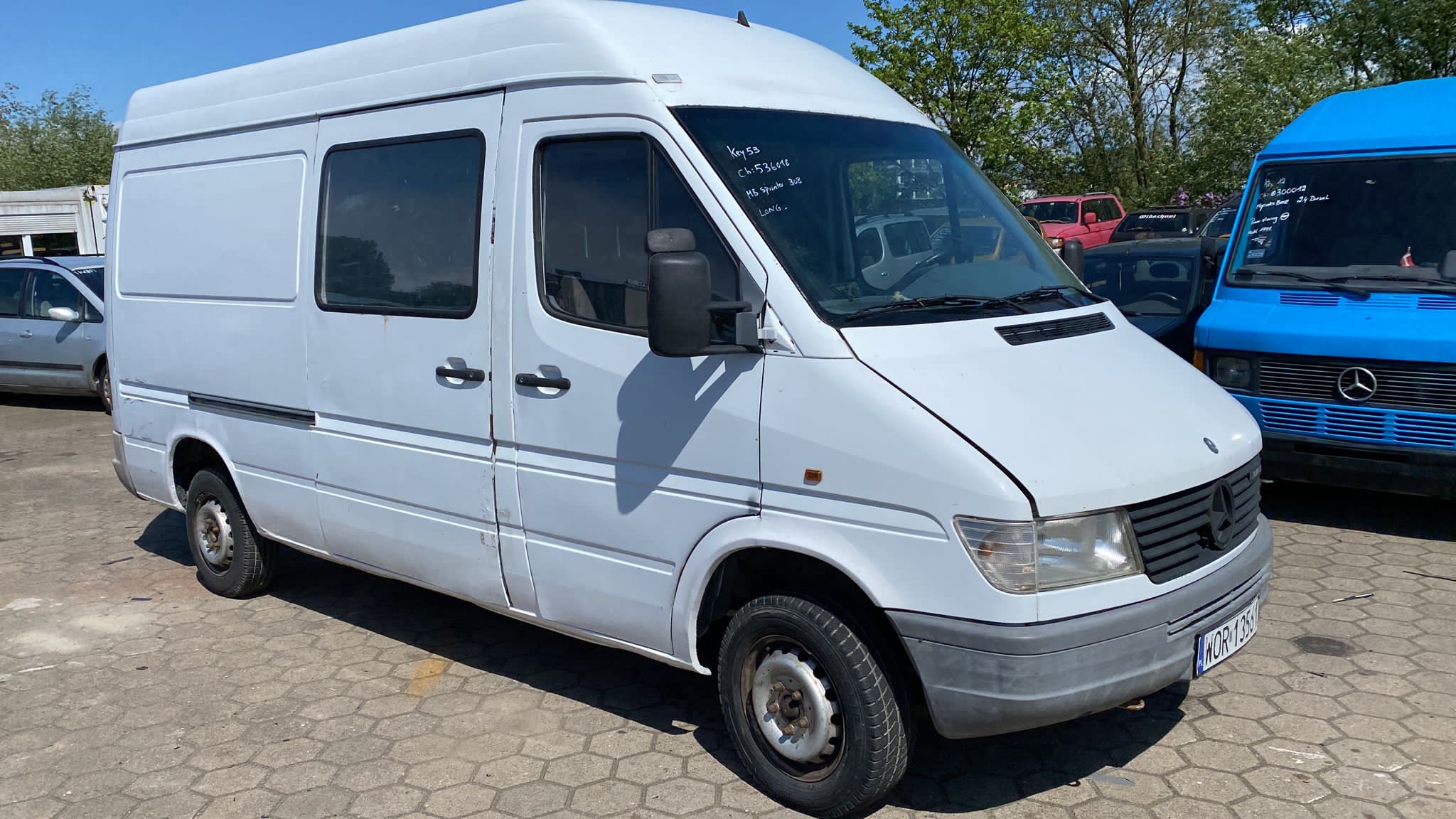 Mercedes 308 – AfricaCarz