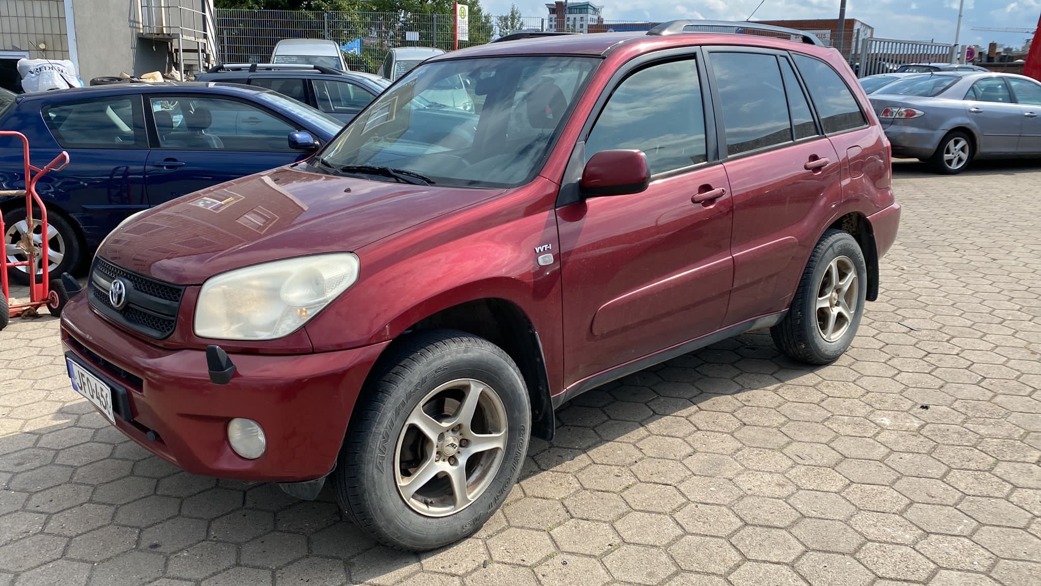 Toyota Rav 4 – AfricaCarz