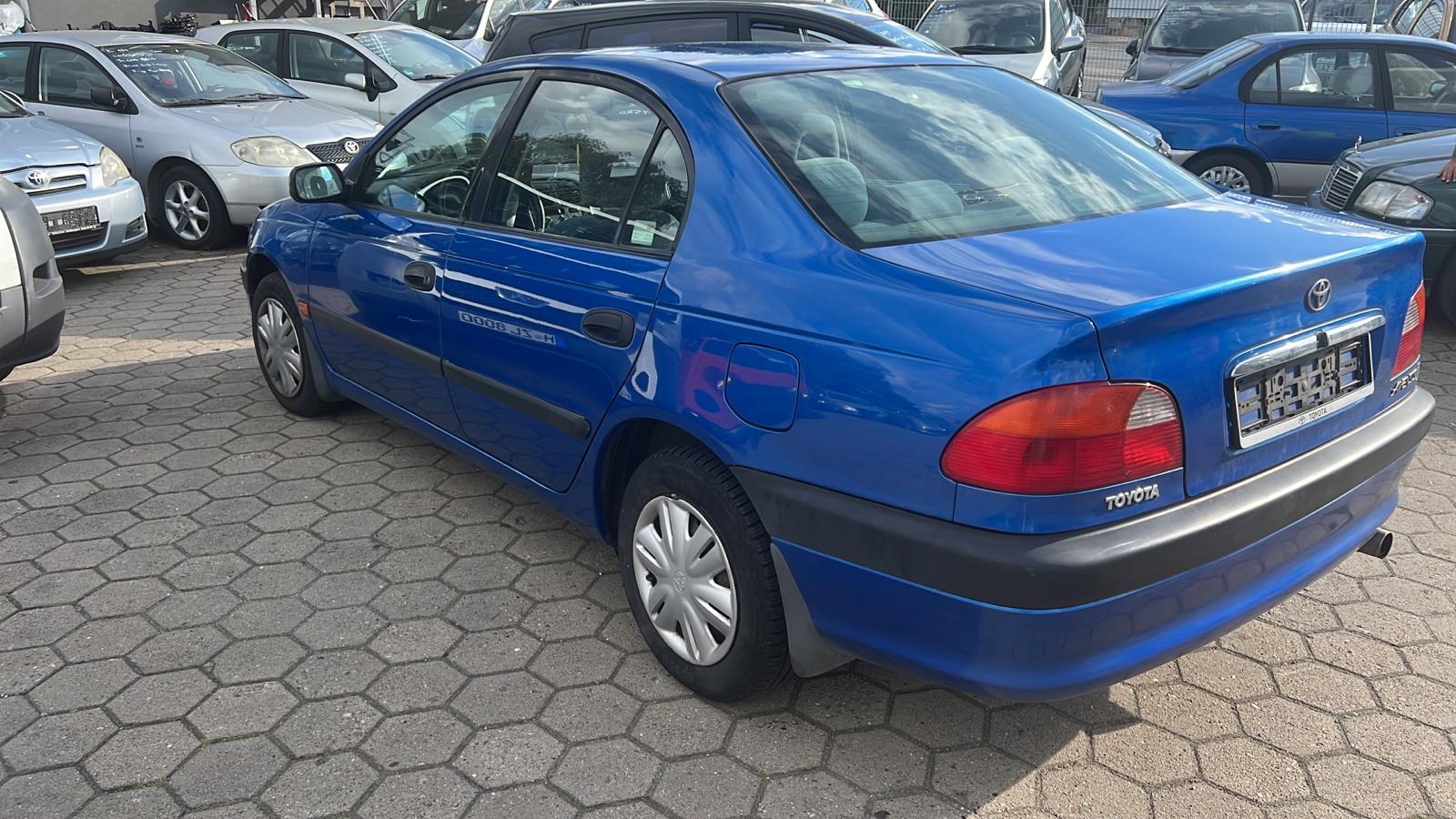 Toyota Avensis 1.6 – AfricaCarz
