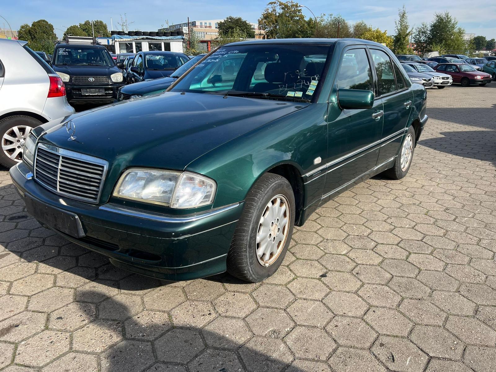 Mercedes C180 – AfricaCarz