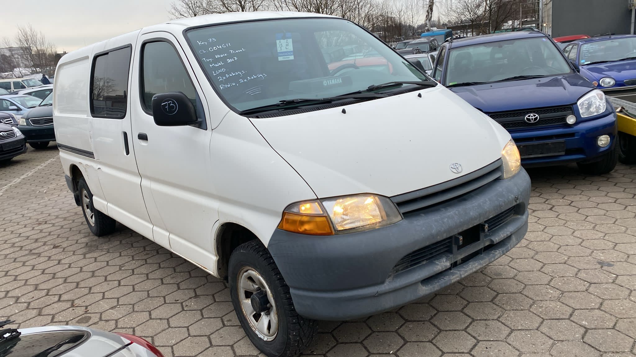 Toyota Hiace Long – AfricaCarz