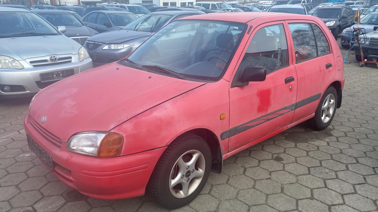 Toyota Starlet 1.4 – AfricaCarz