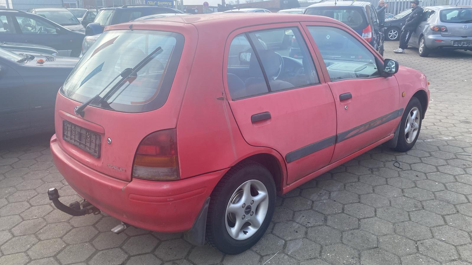 Toyota Starlet 1.4 – AfricaCarz