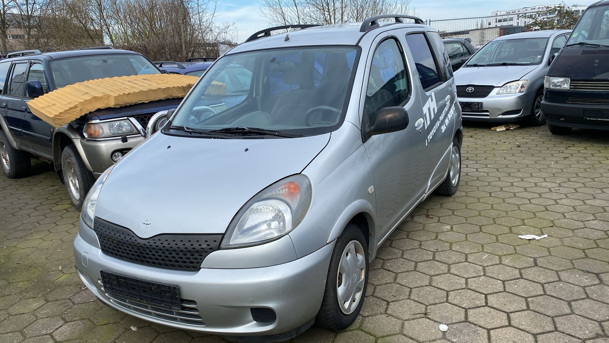 Faszinierend Toyota Yaris Verso Bilder